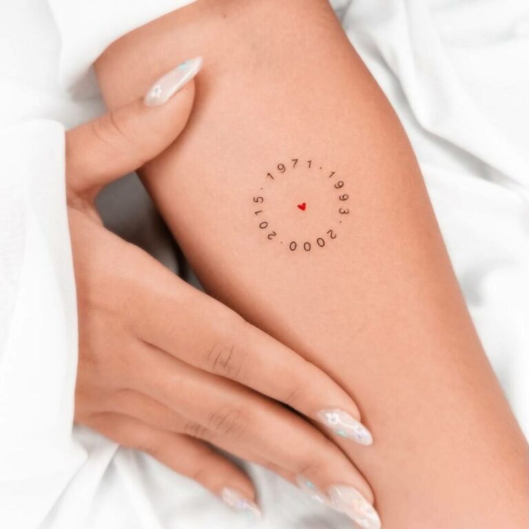 18 Unique Circle Tattoos That Will Have You Going Round and Round with ...