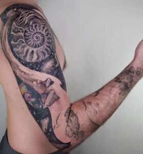 20 Amazing Ocean Tattoos for Water Lovers